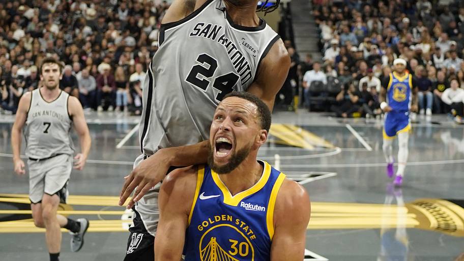 Stephen Curry debate explodes after thrilling West Finals opener