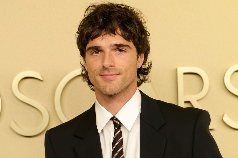 Kendall Jenner and Jacob Elordi's dynamic seems a 'little more puzzling ...