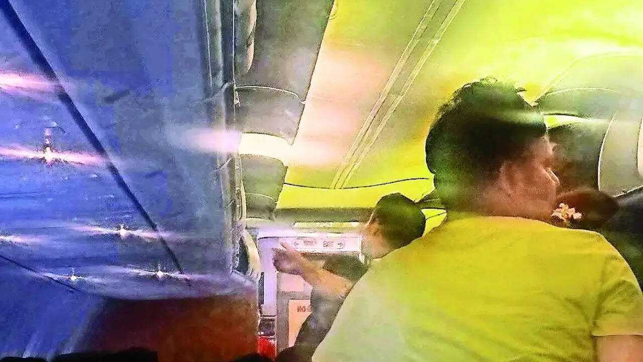 Pune-bound Air India Express passengers stuck inside overheated cabin ...