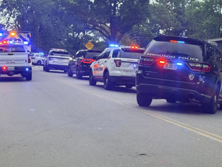 5 arrested in Ferguson after armed robbery in Bellefontaine Neighbors
