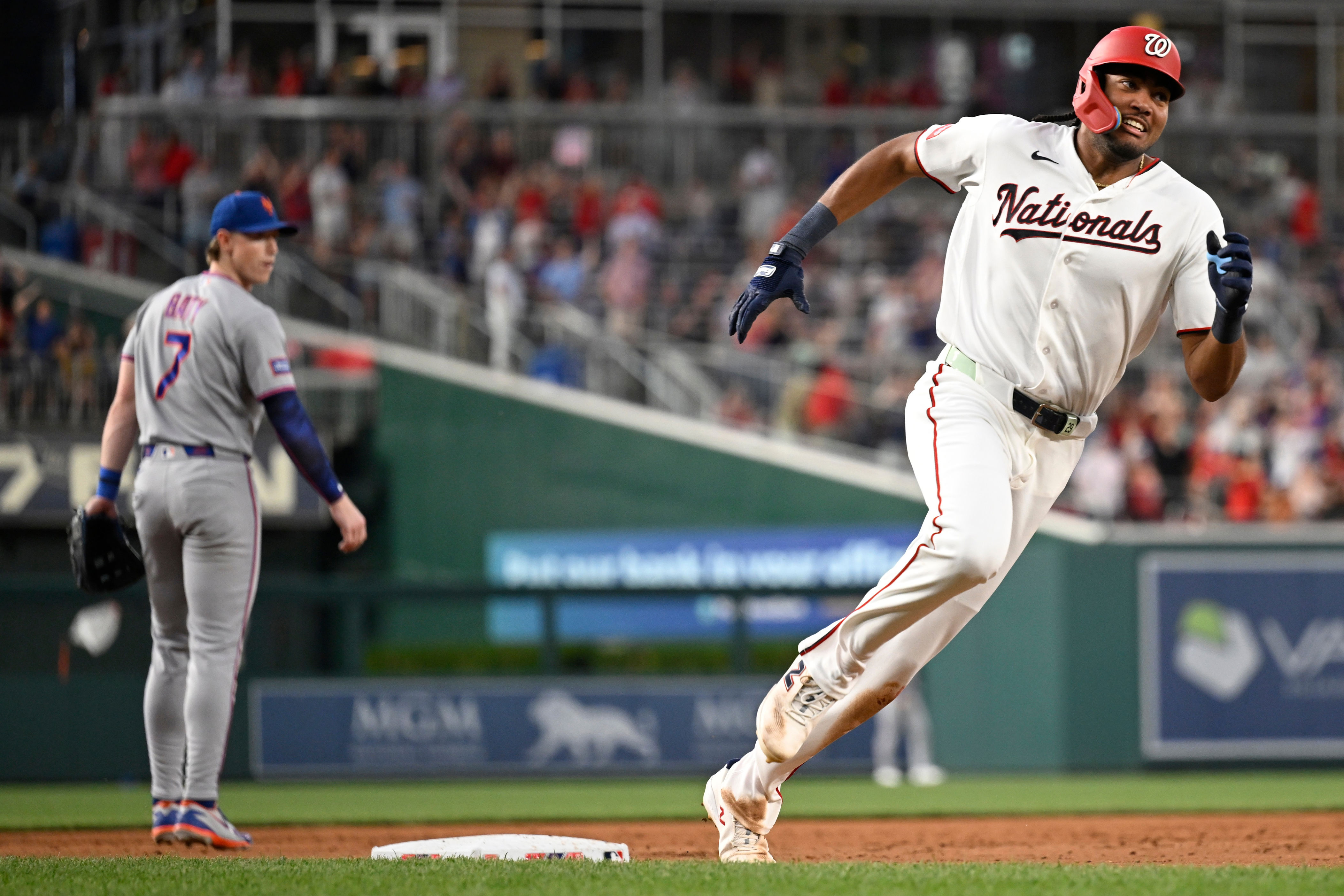 Nationals' James Wood hits majors' first inside-the-park grand slam ...