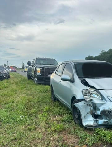 3 hospitalized after ambulance crash on I-75