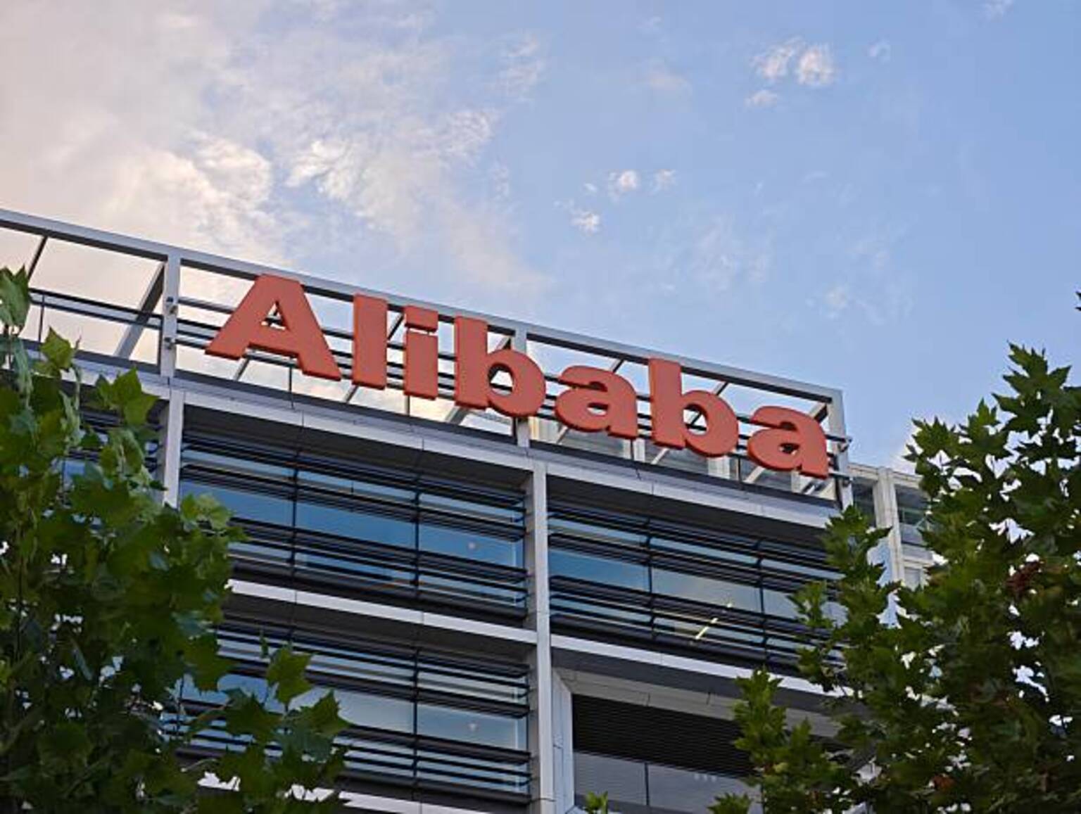 Alibaba rolls out AI models for robots as race gets beyond chatbots