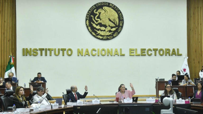 Errores en examen del SPEN 2026 ponen al INE a revisar todo el proceso