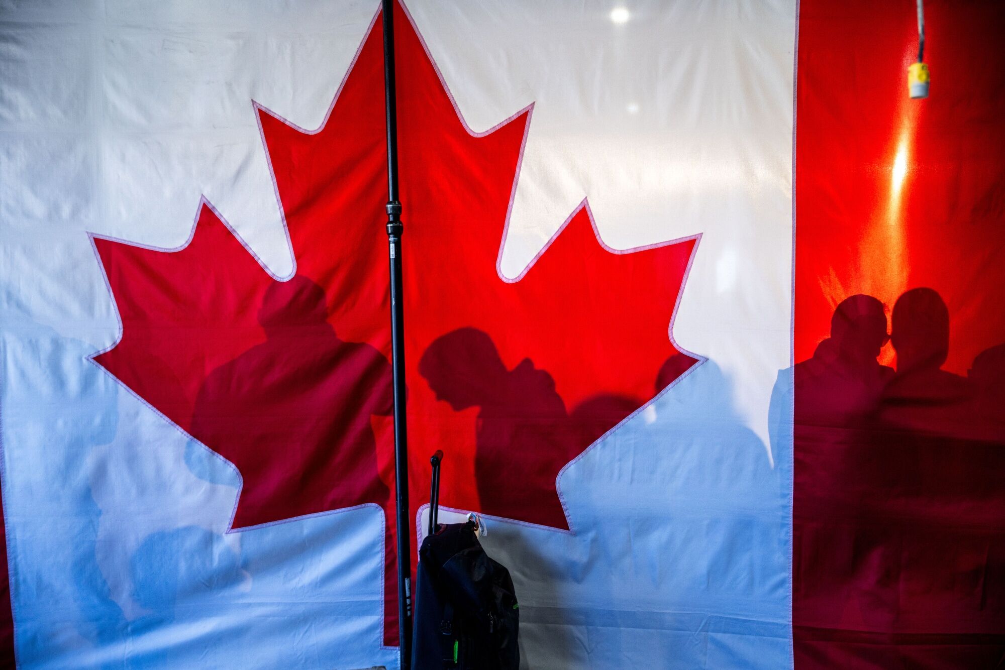 Canadian pensions scrap $3 billion stake sales on valuations