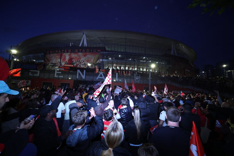 Arsenal win Premier League title for first time in 22 years after Man ...