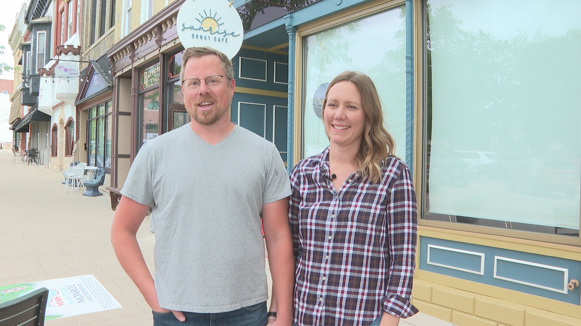 Downtown Monroe donut shop owners tackle water damage after fire