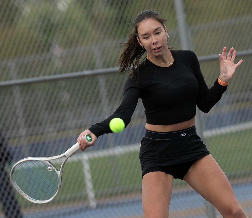 East Catholic senior Sarah Siolkowski embraces leadership for rising ...