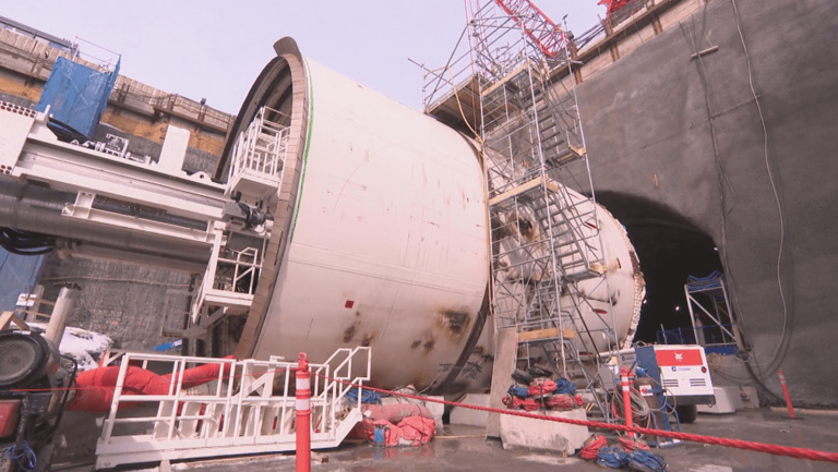 Massive tunnel-boring machine begins drilling Montreal’s Blue Line ...