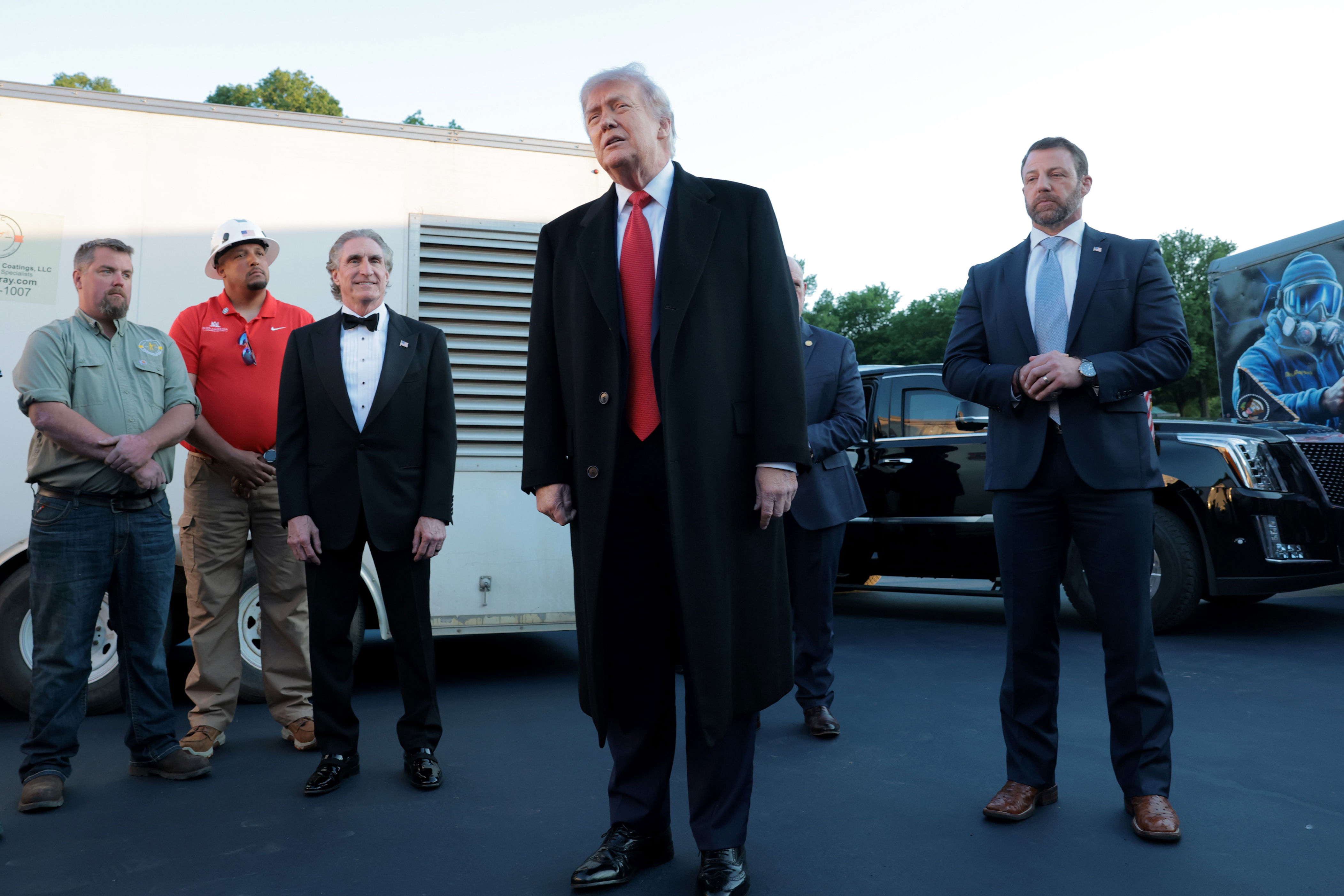 Trump’s NJ golf club manager is helping with reflecting pool project