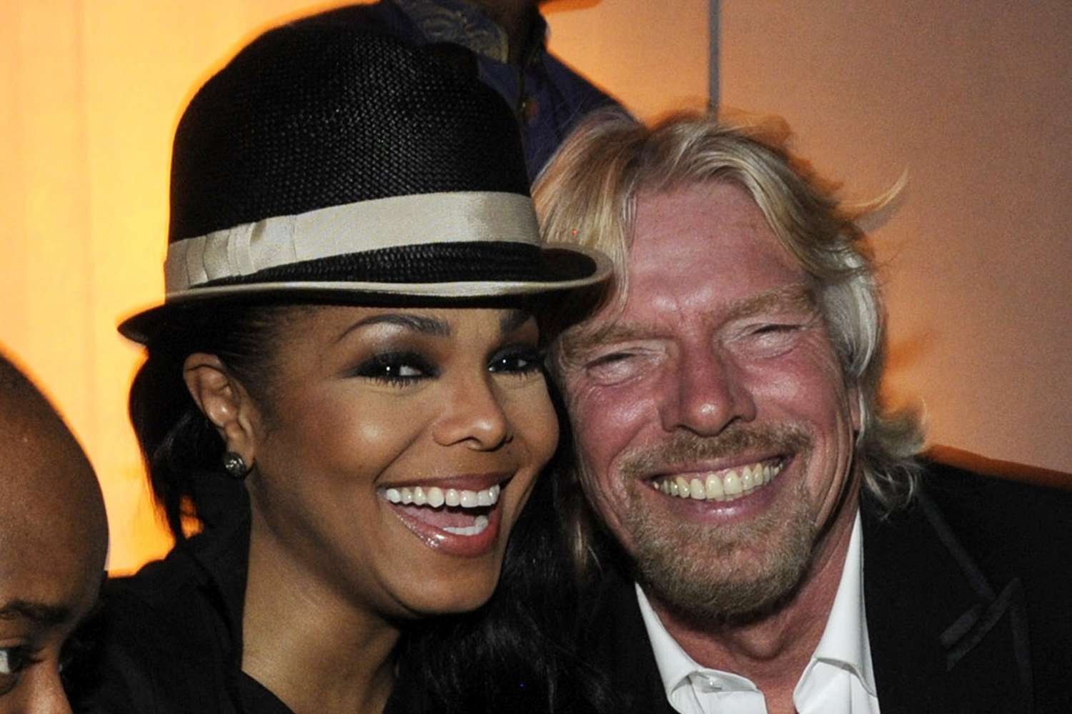 Richard Branson reveals surprising way he 'sweetened the deal' before ...
