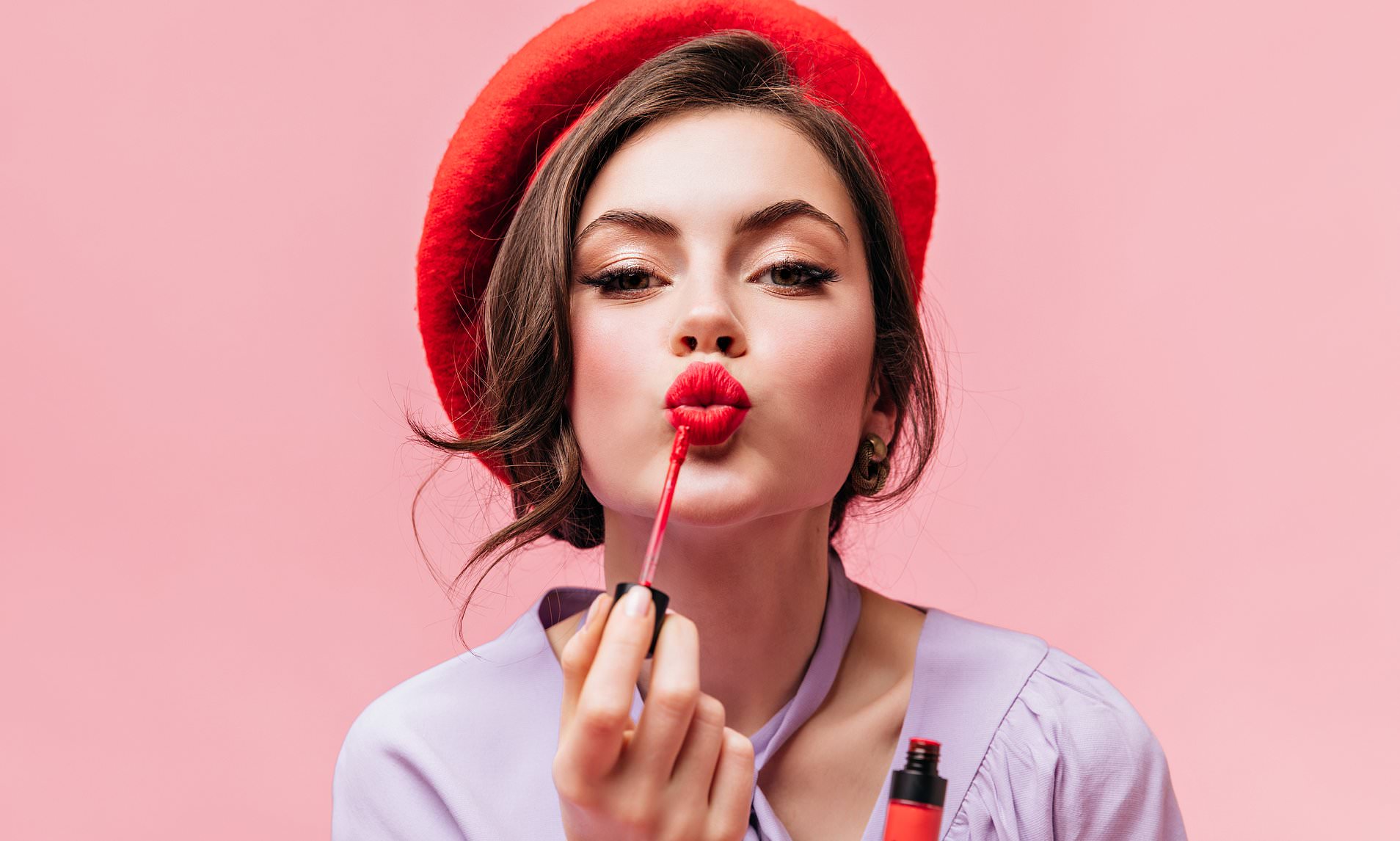 'Lipstick effect' puckers up sales at Superdrug as shoppers splash out ...
