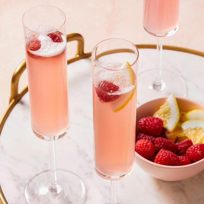 7 vibrant mimosas, one for every color of the rainbow