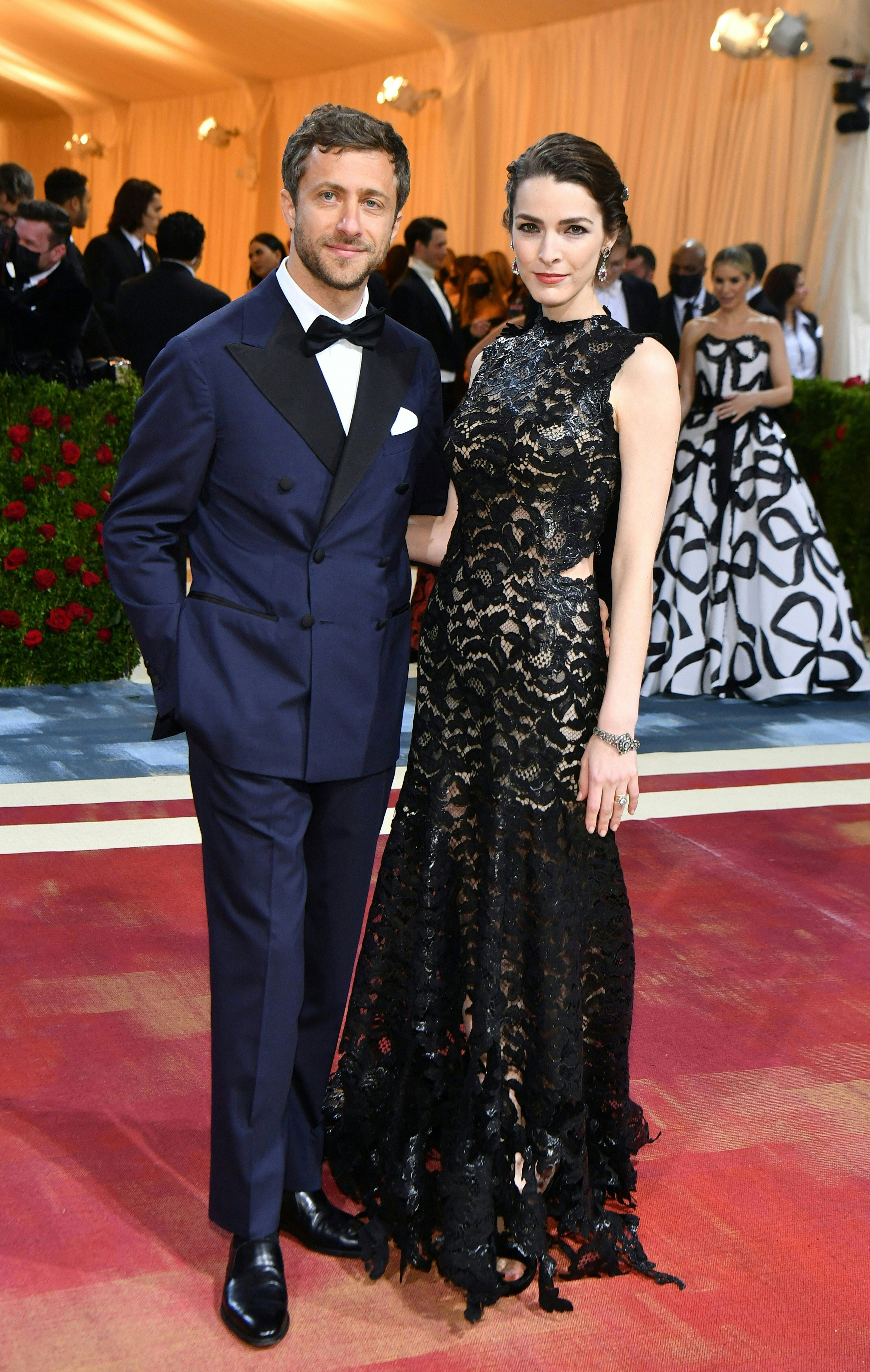 Anna Wintour’s daughter, Bee Shaffer, dating theater producer after ...