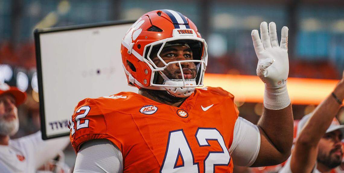 Clemson football's Hevin Brown-Shuler opens up on cancer diagnosis ...