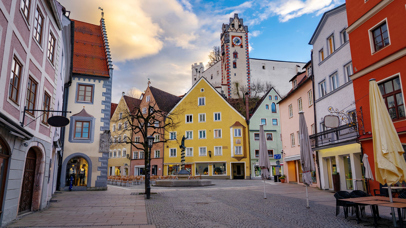 Discover Bavaria: Castles, mountains and storybook villages