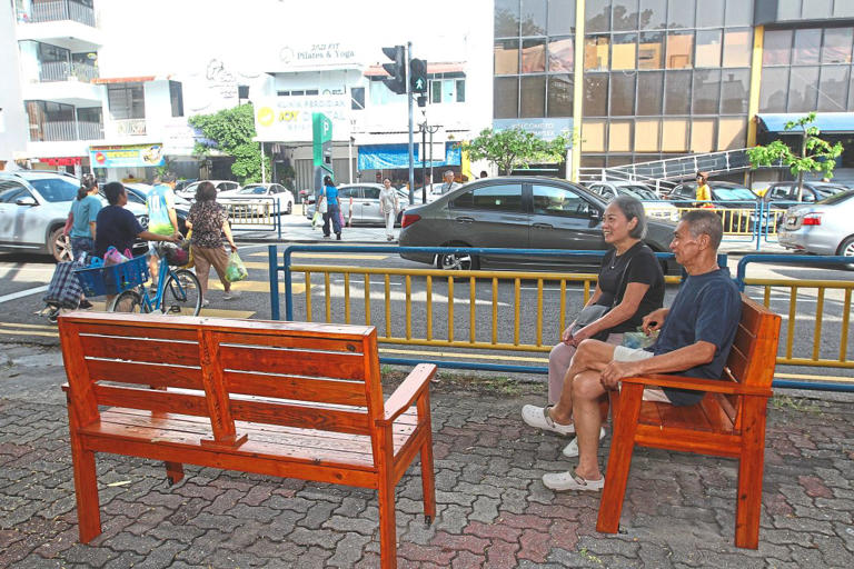 Pulau Tikus 'Forrest Gump' benches offer respite