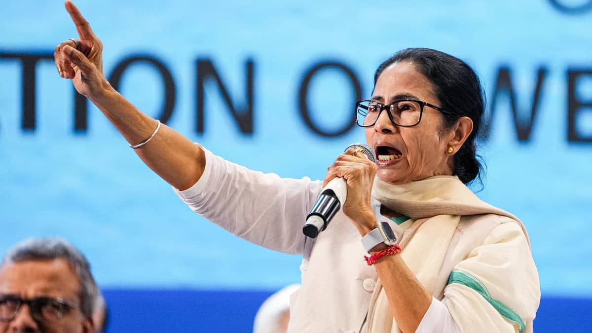 Mamata Banerjee predicts fall of BJP govt in Delhi after Bengal setback ...
