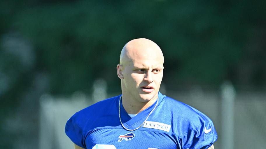 Buffalo Bills' DE Landon Jackson displays massive weight change at OTAs