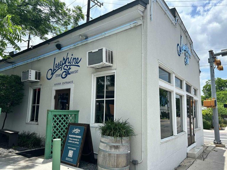 47-year-old Pearl-area eatery sizzles with affordable Texas-sized meal ...