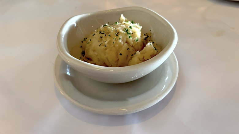 10 popular Bonefish Grill menu items, ranked worst to best