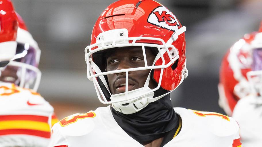 NFL insider's latest news shows Bears' hand on who might replace draft bust