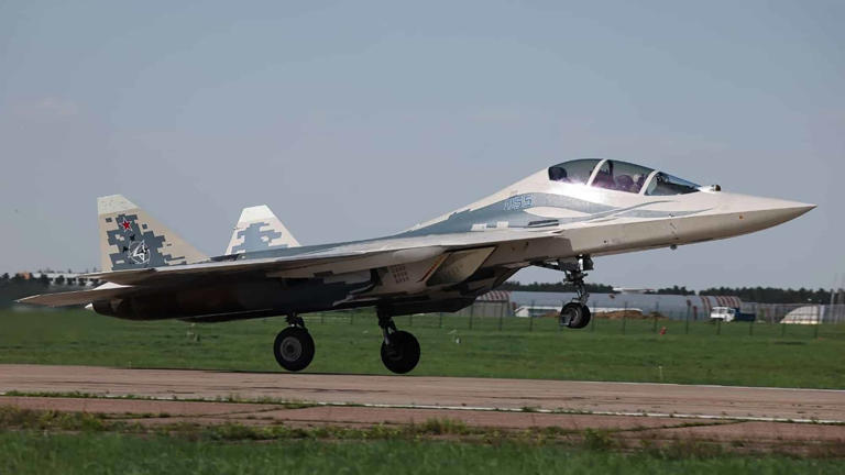 Official photos and footage of Russia's two-seat Su-57 prototype emerge