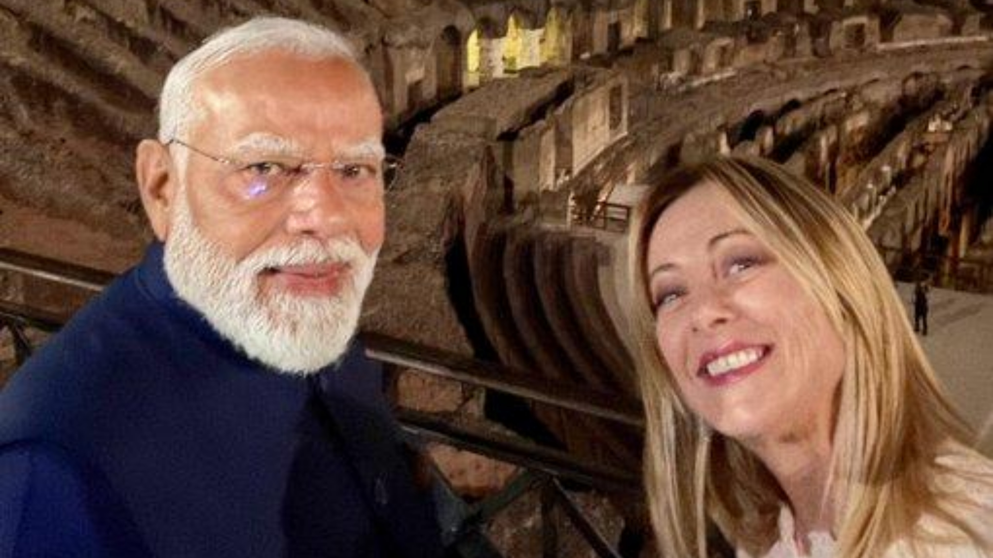 Meloni con Modi al Colosseo: "Benvenuto amico mio"