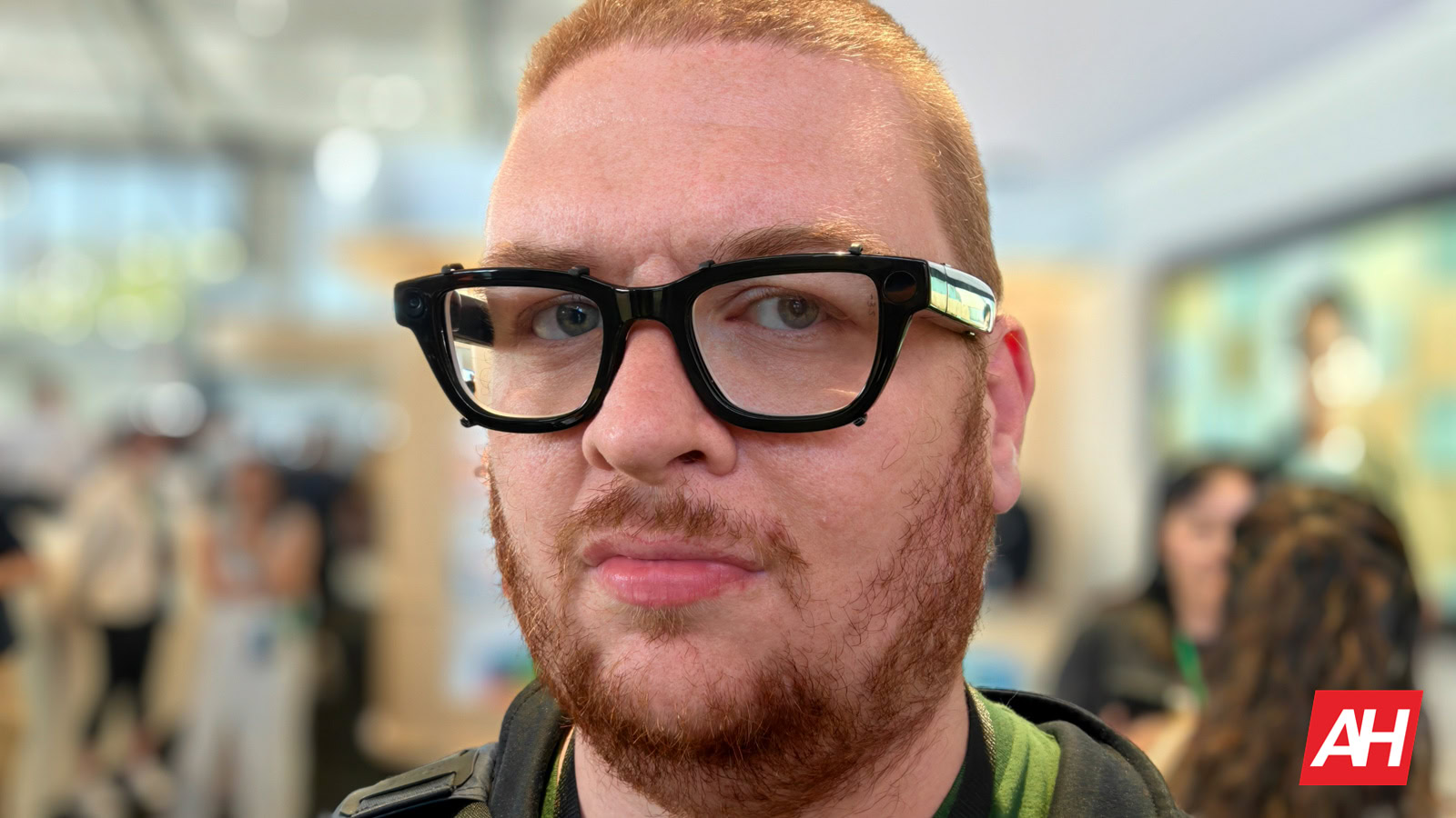 Google's prototype display glasses