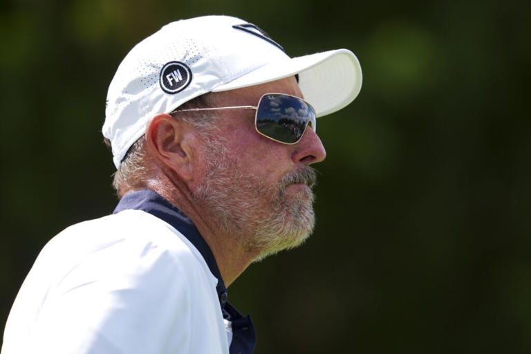 LIV Golf considers bankruptcy as contingency after Saudi PIF ends ...