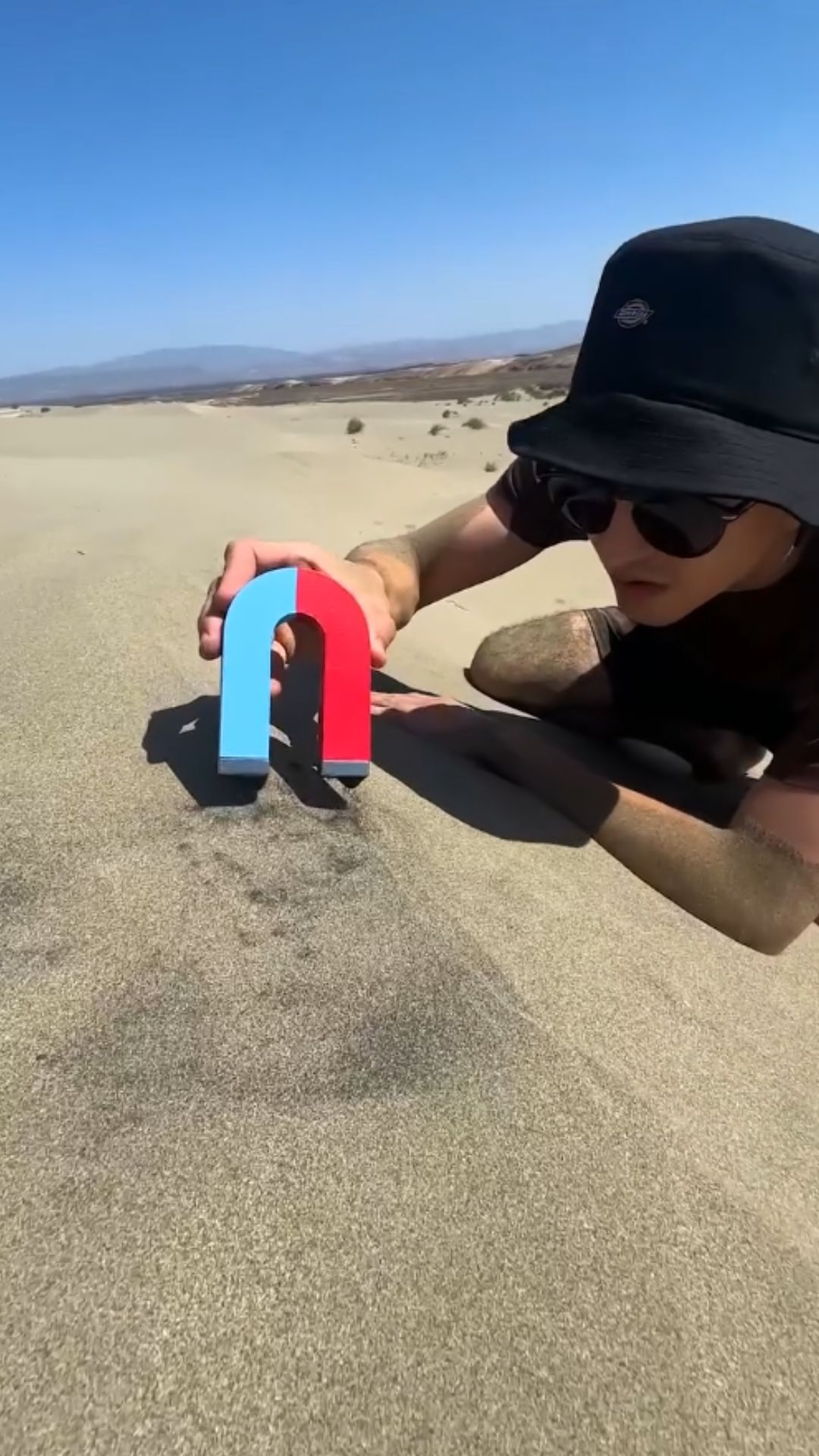 Making magnetic slime with beach sand actually worked