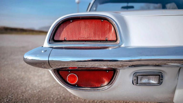 The forgotten Mazda that made rotary engines famous before the RX-7