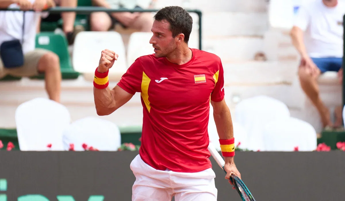 ‘It almost got out of hand’: Tense scene erupts after Martínez’s win at ...