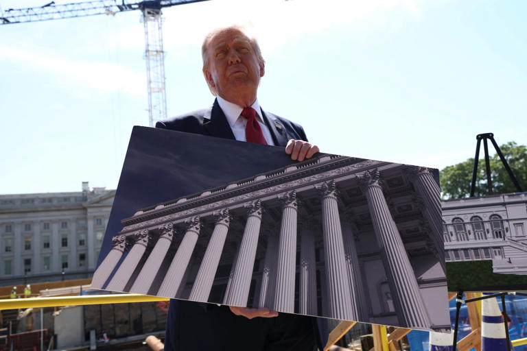 Trump reveals jaw-dropping truth about ballroom project