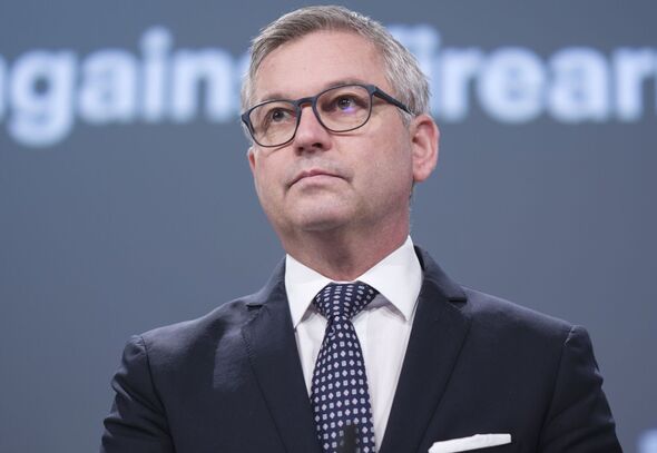 EU's migrant crisis crackdown to be decided today - 'Missing piece'