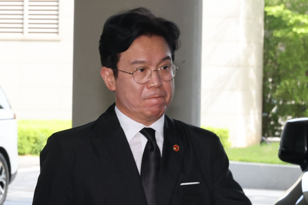 김영훈 노동부 장관 "한화 폭발 사고 원인 철저히 규명할 것"