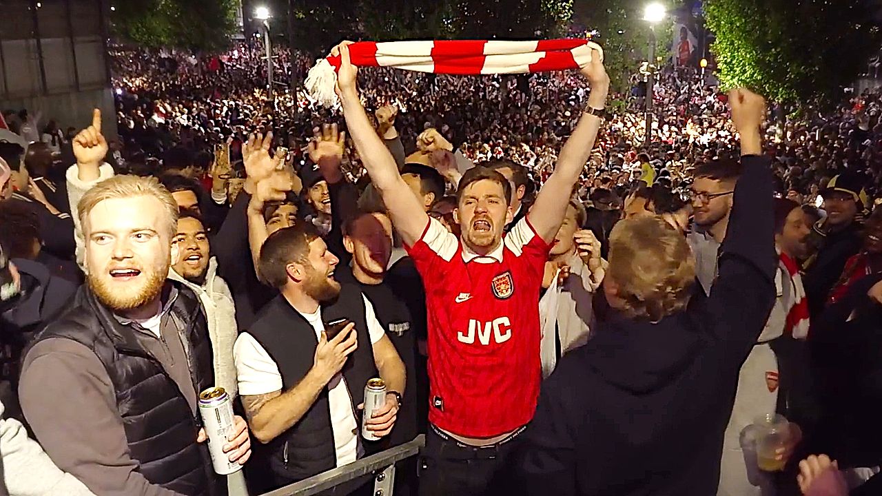 Wild celebrations erupt outside Emirates as Arsenal win Premier League
