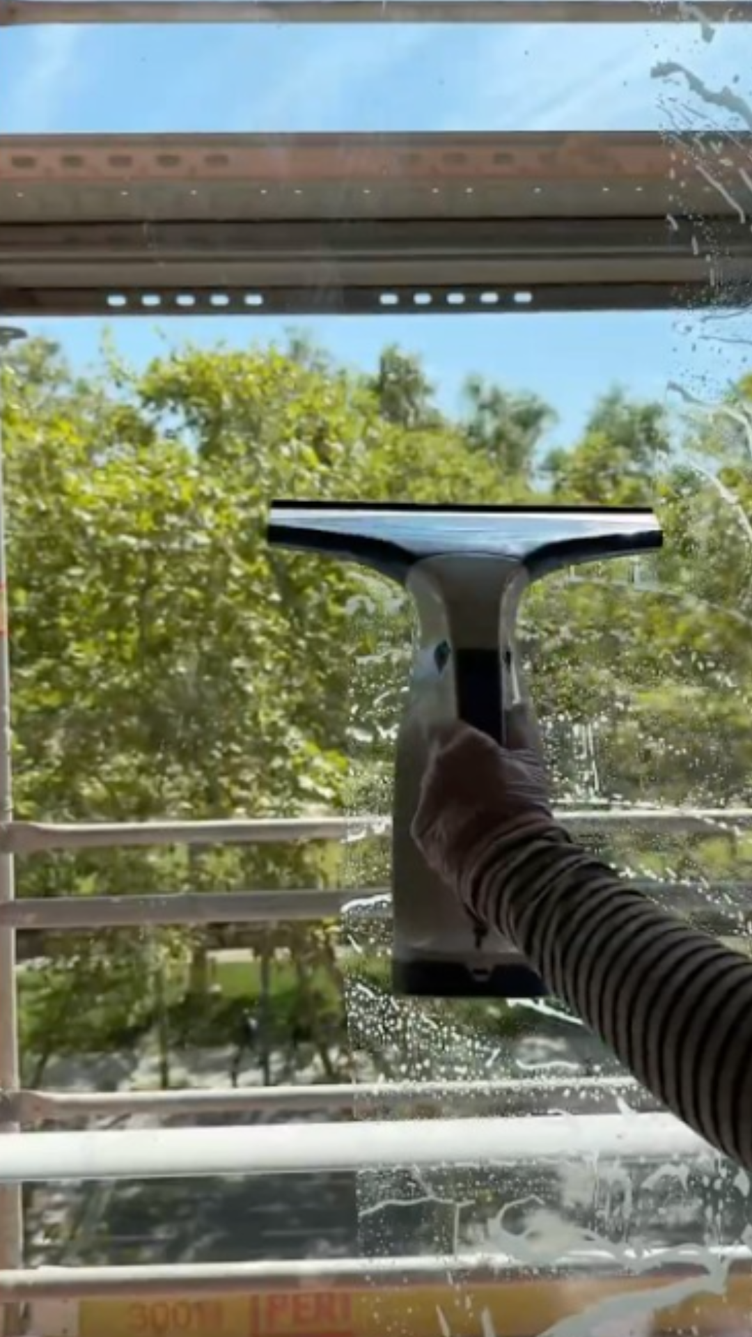 The cleaning motivation and hacks everyone needs right now