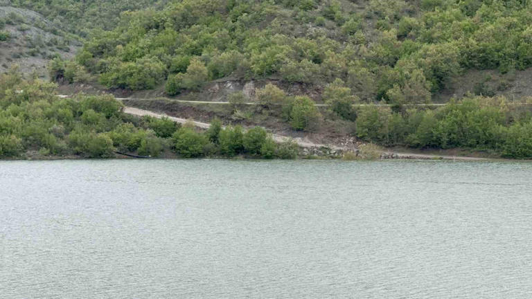 Kuraklığı fırsata çevirmişlerdi: Baraj doldu, yol sular altında kaldı