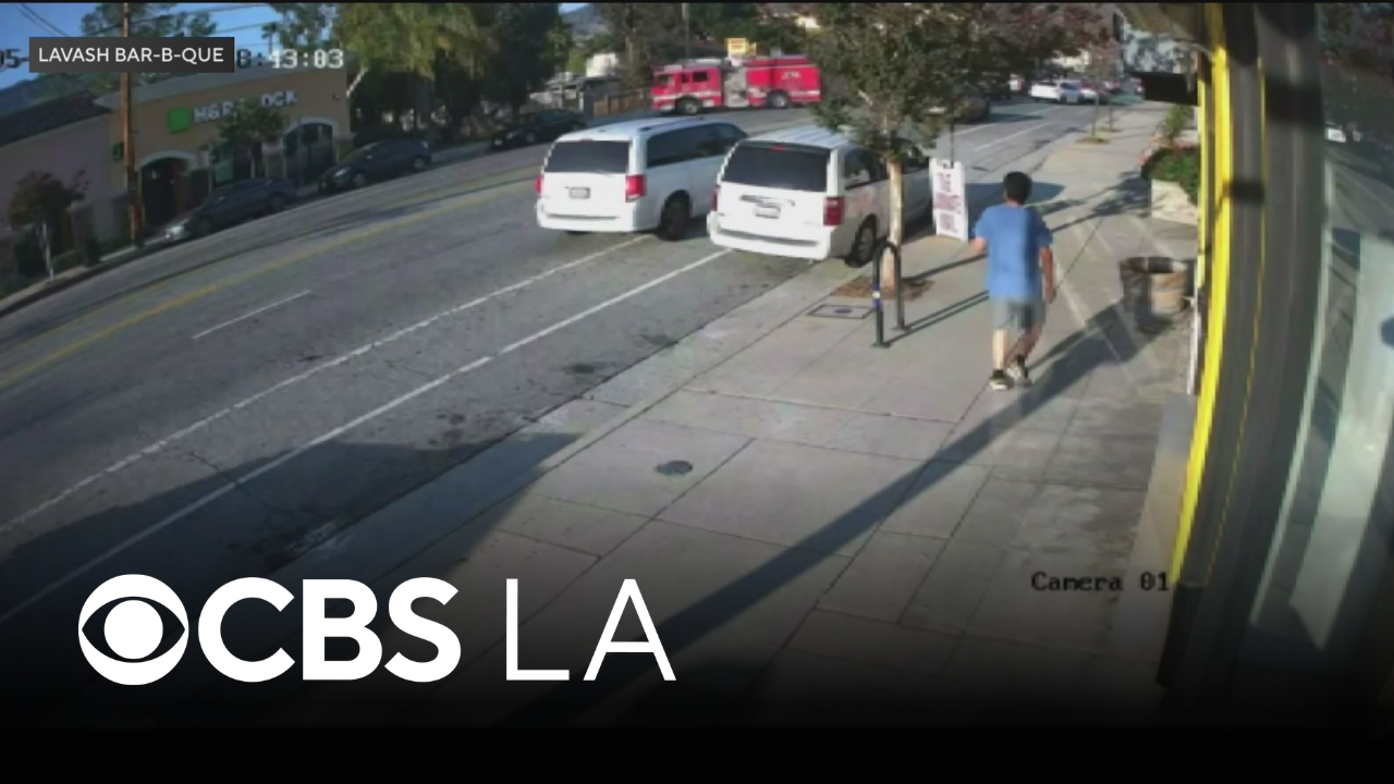 Security camera footage shows LAFD fire engine crashing to parked cars ...