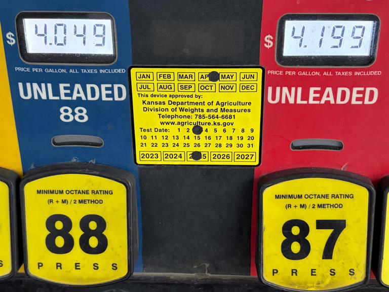 Is Unleaded 88 Regular Gas
