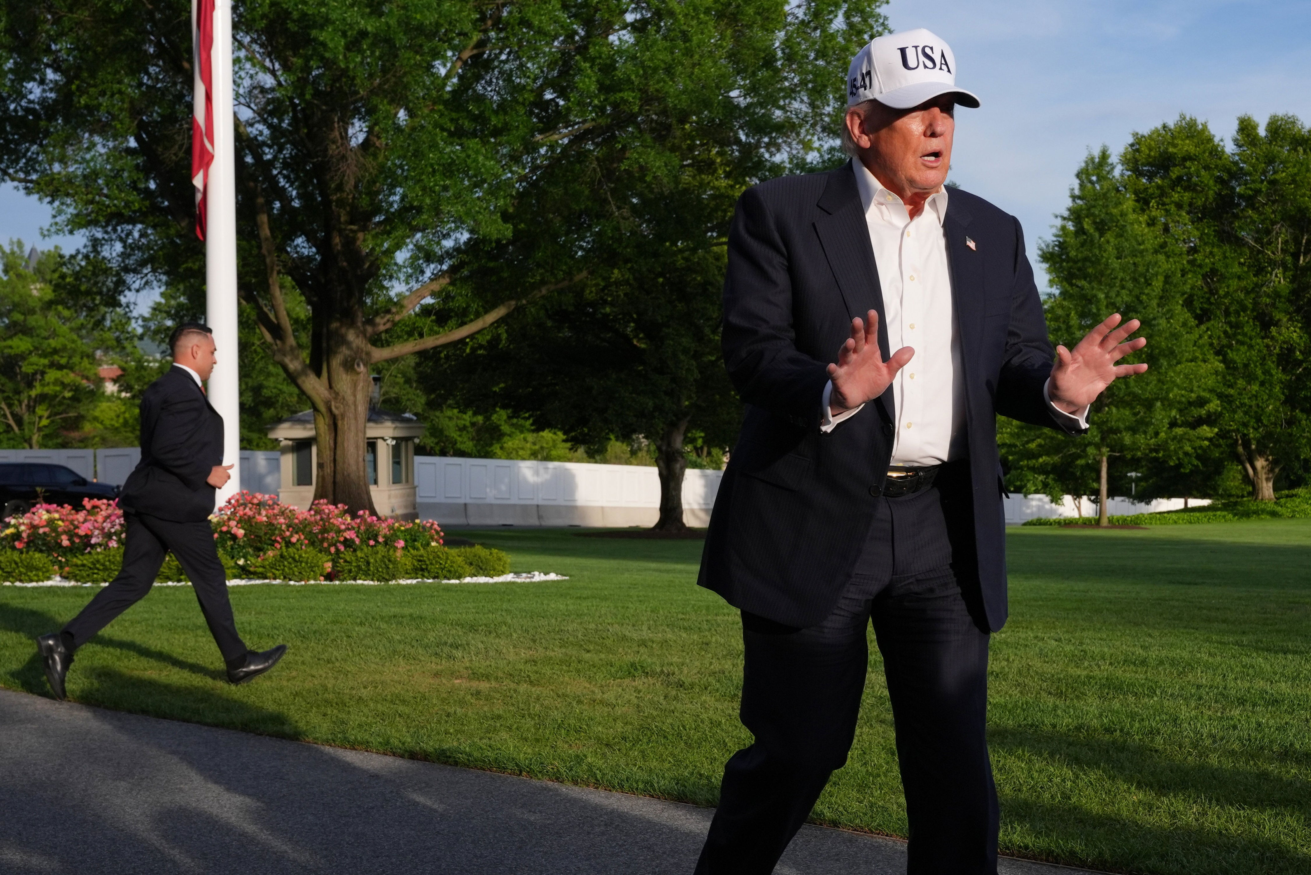 A l’invitation d’Emmanuel Macron, Donald Trump participera au sommet du ...