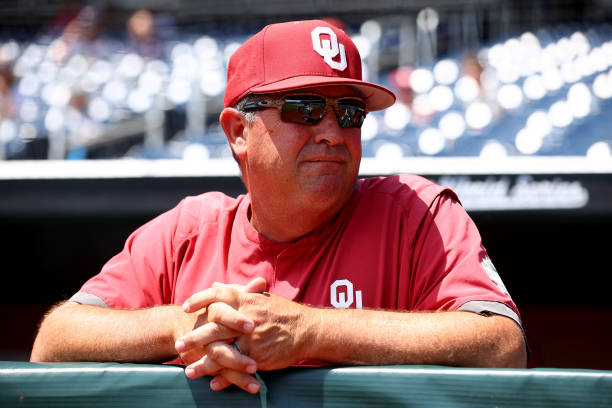LSU ousts Sooners in SEC tournament