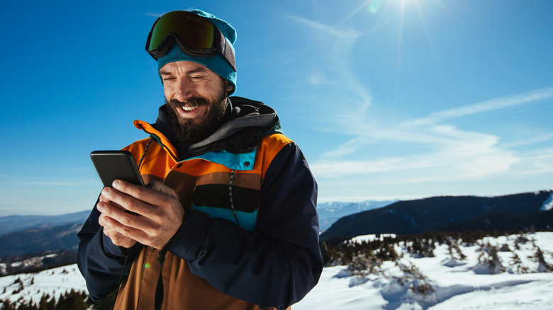 5 gadgets that you'll want to bring on your next ski trip
