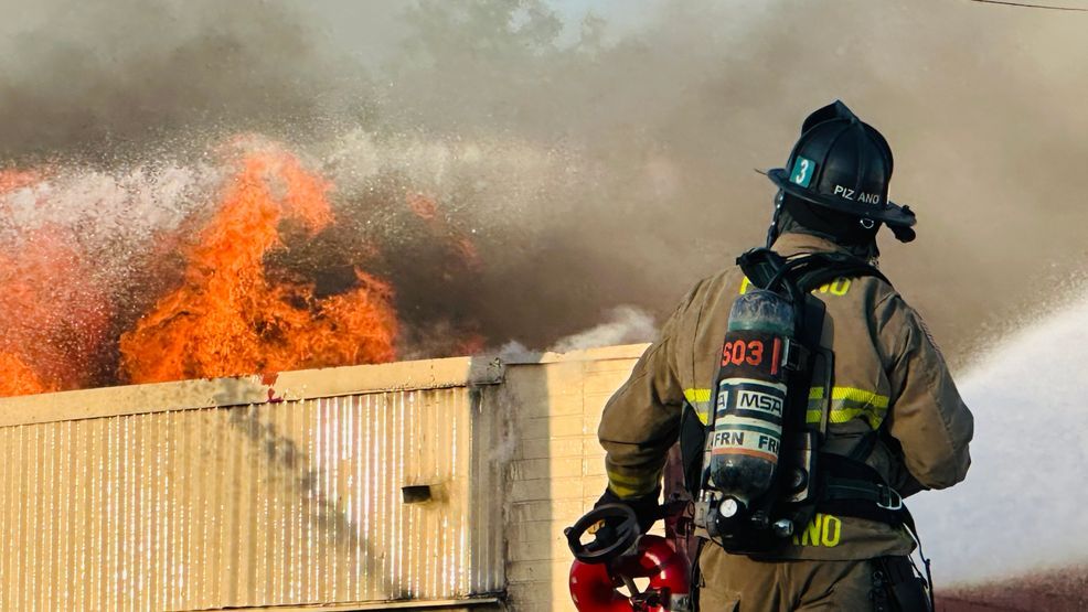 Roof collapses during vacant building fire in Fresno