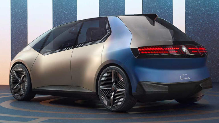 BMW's smallest car will be rear-wheel drive again