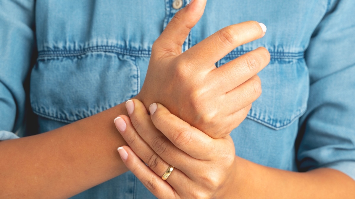 5 arthritis treatments that soothe sore joints without breaking the bank