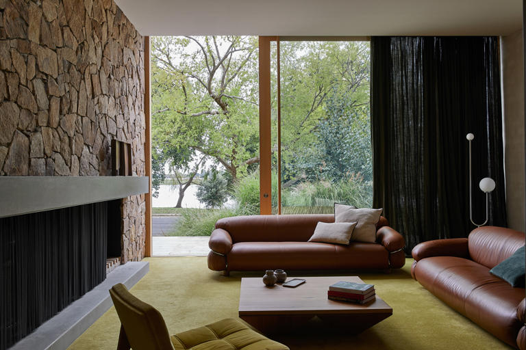 5 carpet colors interior designers are choosing in 2026