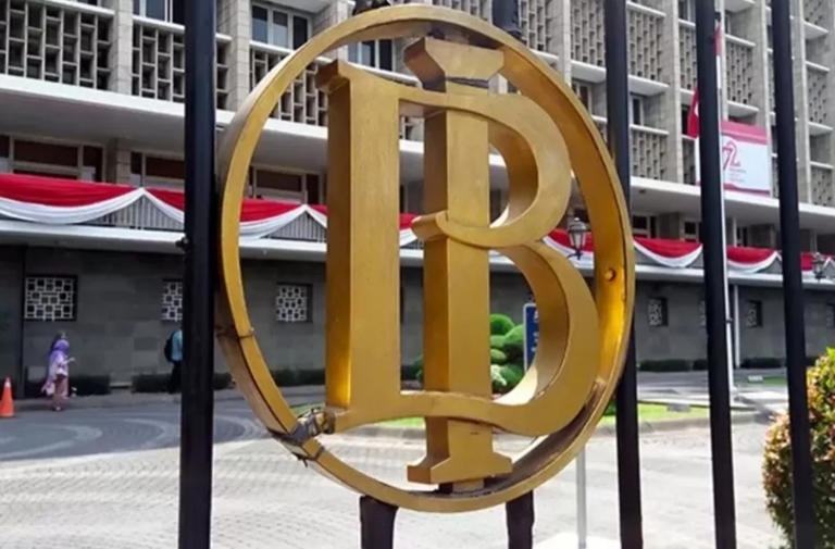 Dorong rupiah lebih perkasa, Bank Indonesia kerek BI-Rate jadi 5,25 persen