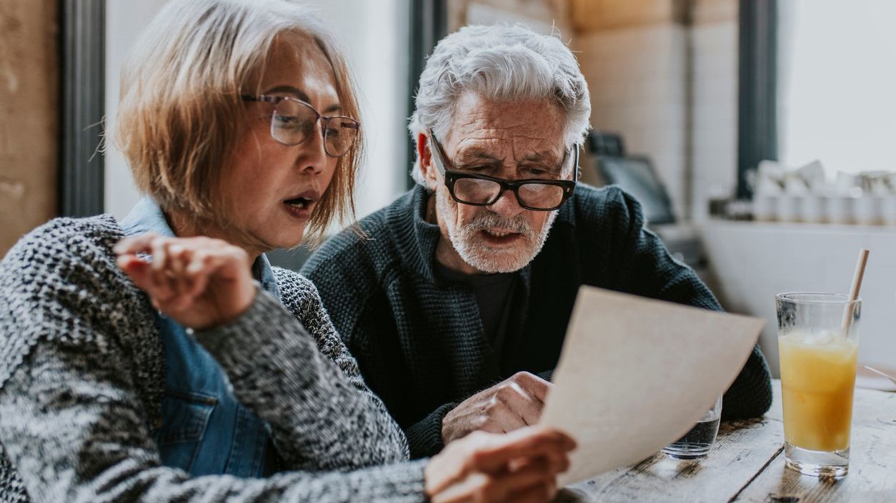 Average income of British pensioners proves most don't have enough to ...